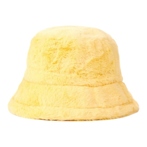 Accessories | Nwot Fuzzy Wuzzy Faux Fur Bucket Hat In Light Yellow ...
